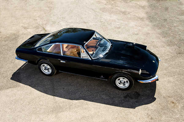 Memperkenalkan Tradisi Balap Italia melalui Poster Mobilnya - Juragan ...